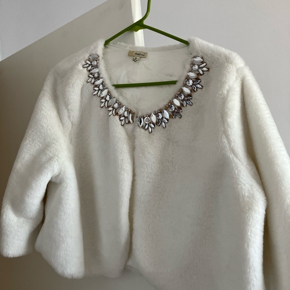 Haani | Jackets & Coats | Haani Faux Fur Wrap | Poshmark